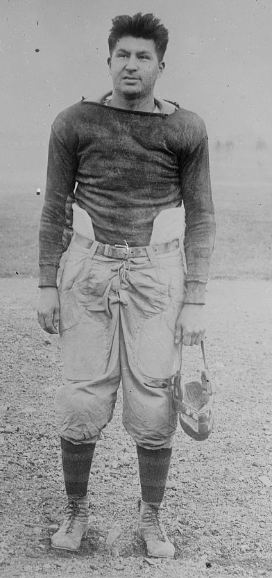 Gus Lookaround (part 1) | Tom Benjey's Weblog